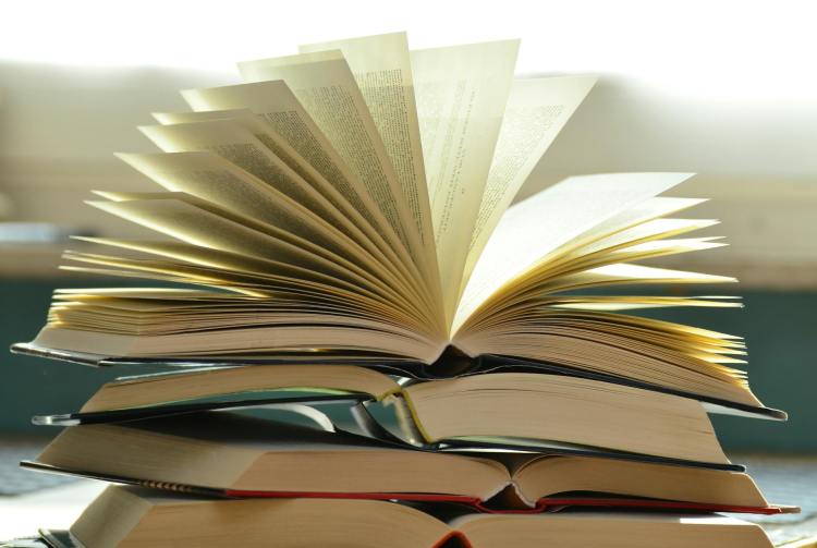 Critique Circle — A Place for Writers – Thomas P. King, author and game ...